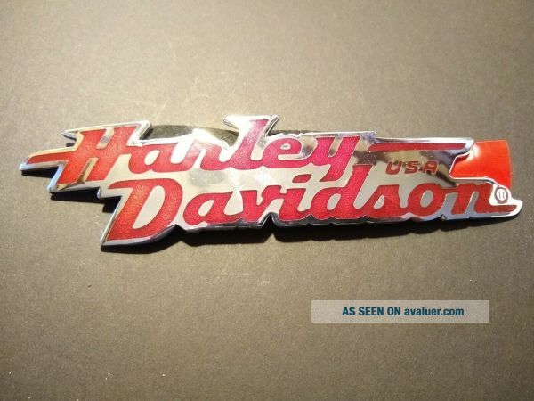 Harley Davidson Red And Chrome Emblems (dyna Softail) | #27642273