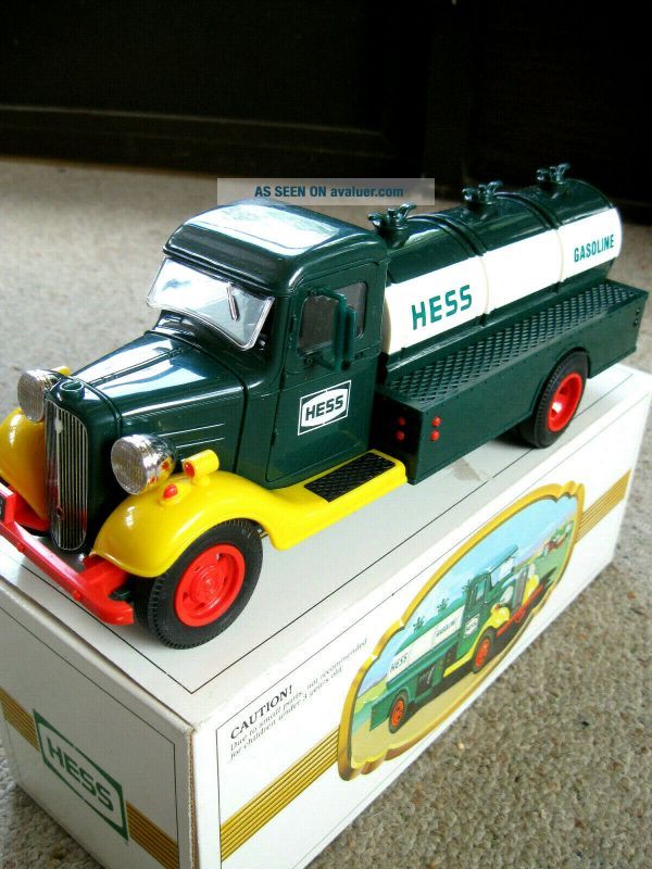 VINTAGE 1980 ' S AMERADA HESS GASOLINE TANKER TRUCK THE FIRST HESS ...