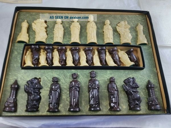 Vintage 1959 ES Lowe Chess Set 15th Century Renaissance Chessmen ...