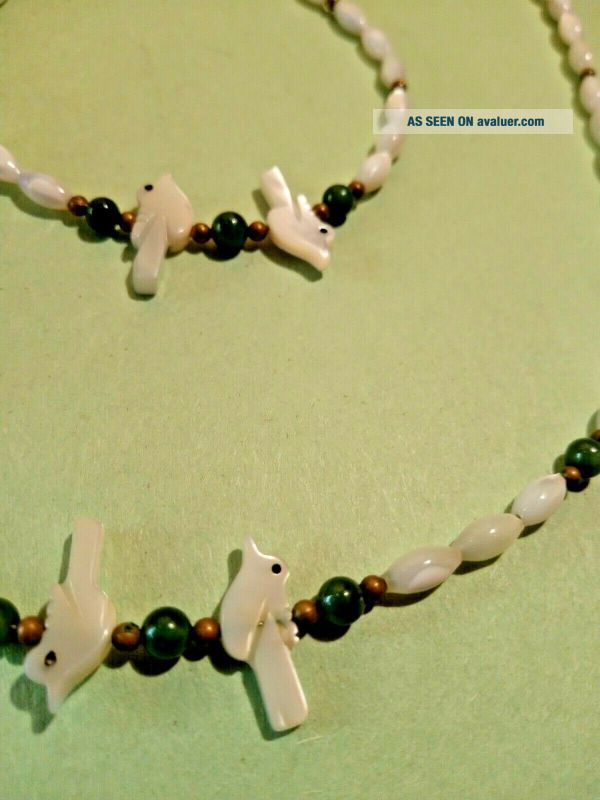 Vintage SHELL & GREEN JADE Beaded Necklace And Bracelet | #28161858