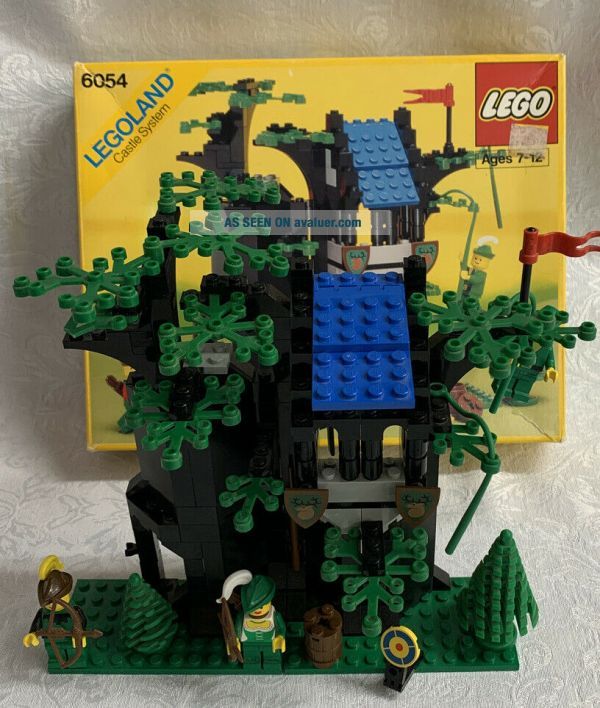 Vintage Lego Castle Forestmen ' S Hideout 6054 With Minifigures ...