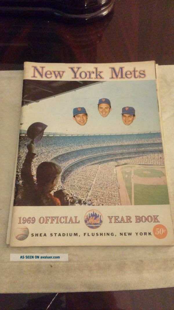 1969 NY METS OFFICIAL YEARBOOK BASEBALL MLB World Series Champions ...