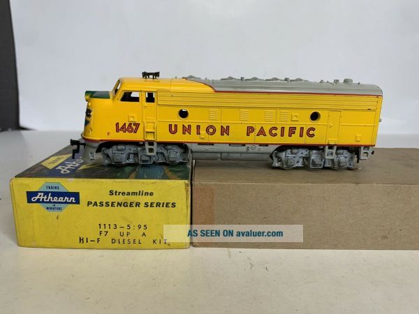 Vintage Athearn Ho Scale Model Trains UP Diesel Locomotive Powered ...