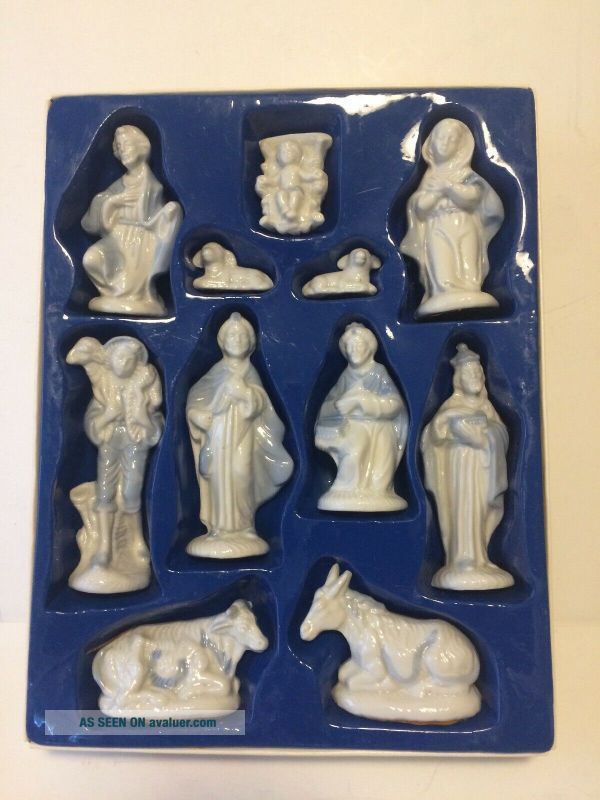Vintage Sears Trim Shop Blue White Porcelain 11 Piece Nativity Set ...