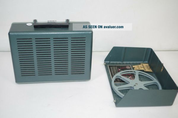 Vintage Argus Showmaster 500 Portable 8mm Movie Projector | #29105862