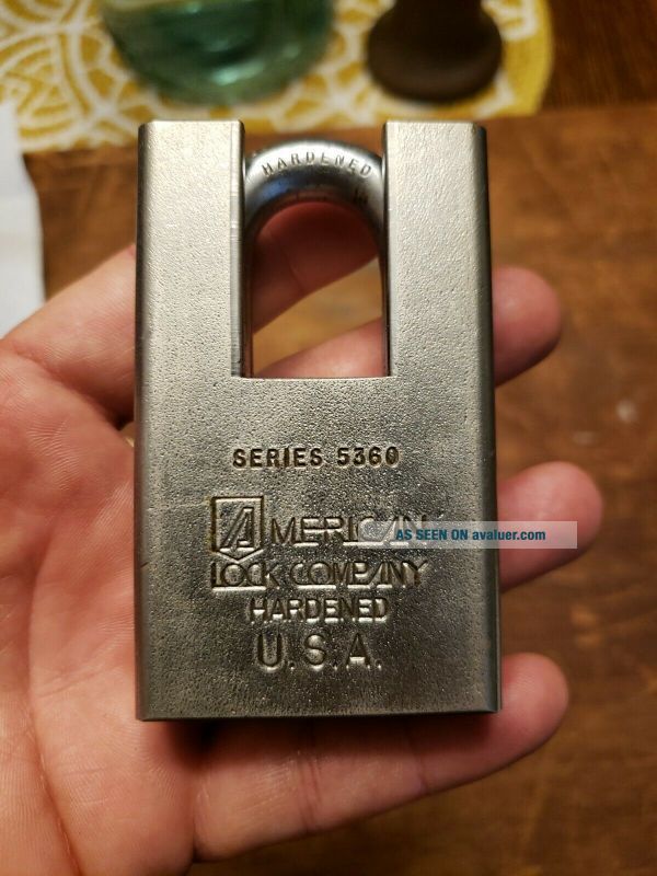 VINTAGE AMERICAN LOCK COMPANY SERIES 5360 PADLOCK LOCK WITH KEYS ...