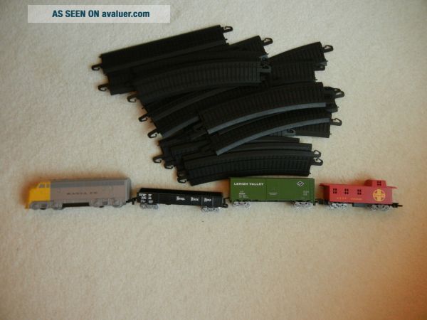 Bachmann Trains 958 Santa Fe Rail Express Battery Operated Train Set HO ...