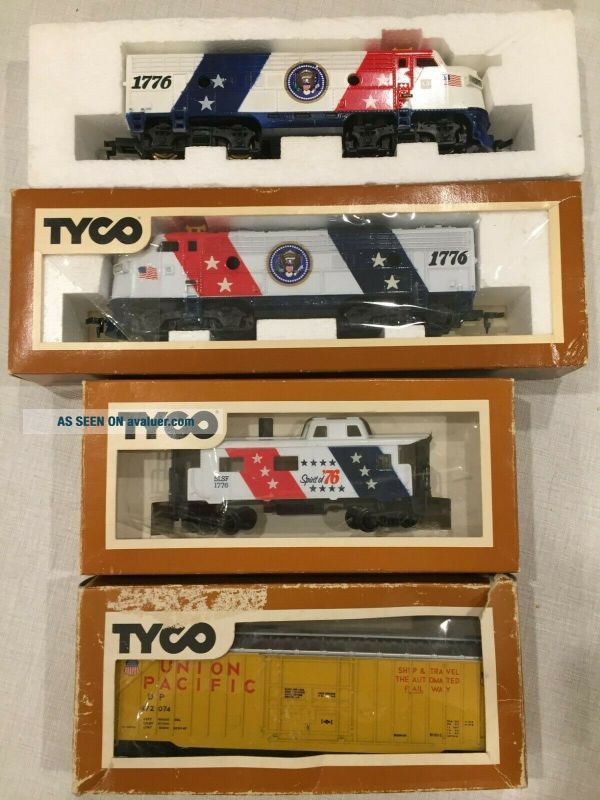 Tyco HO Spirit Of ' 76 Diesel Powered Commemorative Loco. , Dummy And ...