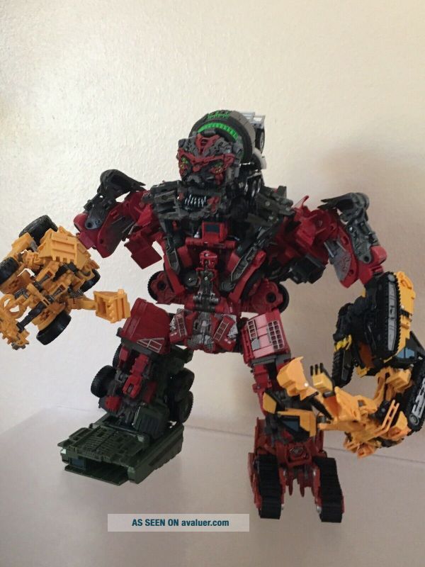Two Hasbro Transformers Studio Series Combiner Constructicon Devastator ...