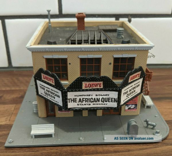 Tyco - Kit Loew’s Theatre 7799 Center St HO Scale Train Model | #39465799
