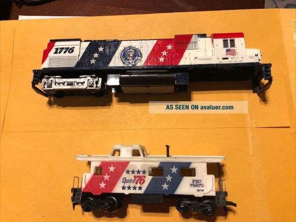 Tyco Ho Scale Model Train Spirit Of 76 Caboose Train Car And Engine ...