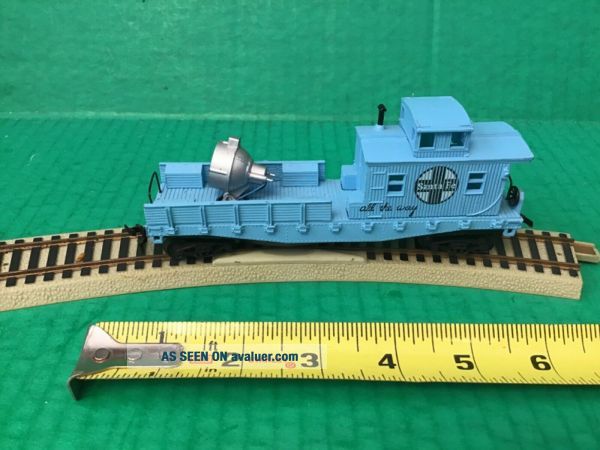 VINTAGE - Life Like HO Scale Santa Fe Spotlight Caboose 5323 | #39997976