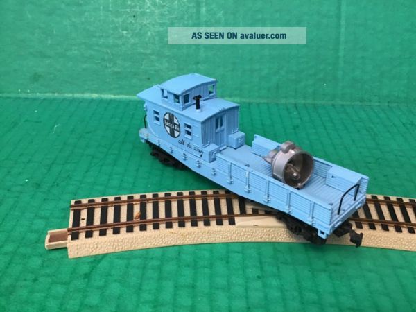 VINTAGE - Life Like HO Scale Santa Fe Spotlight Caboose 5323 | #39997976