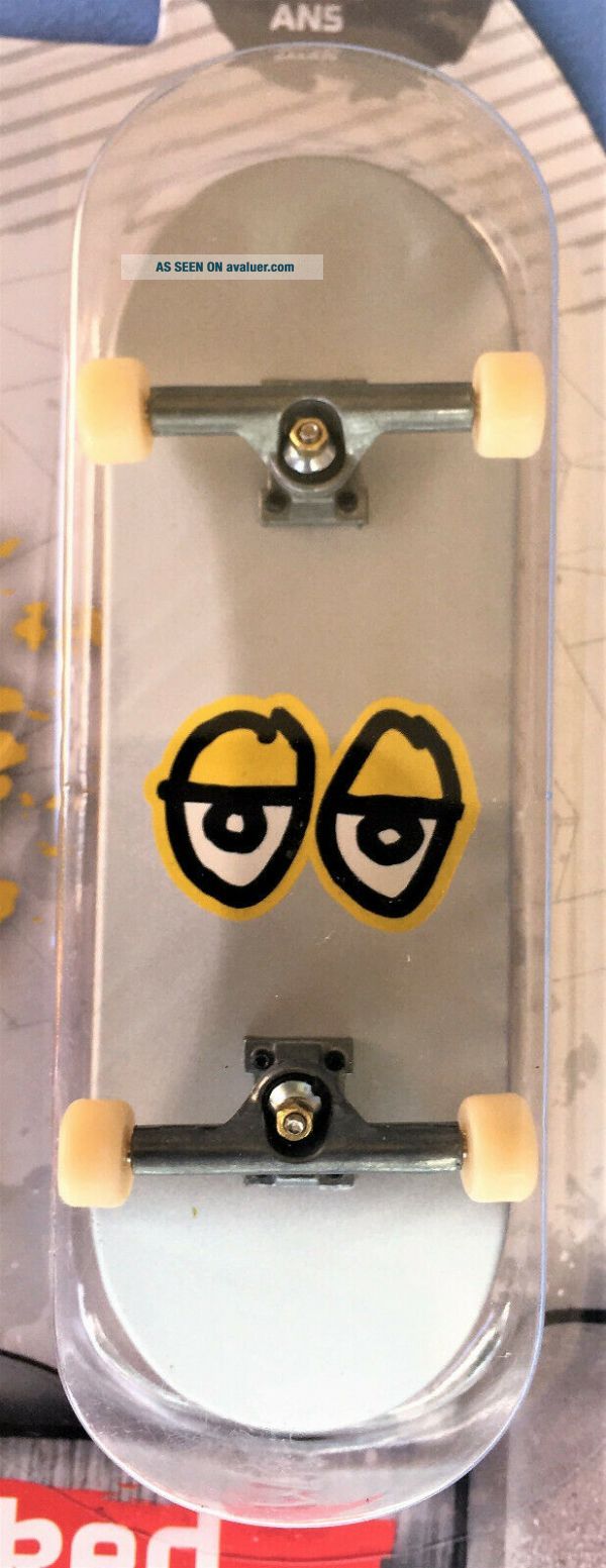 TECH DECK Ultra Rare Krooked B/W Series 8 Fingerboard Skateboard ...