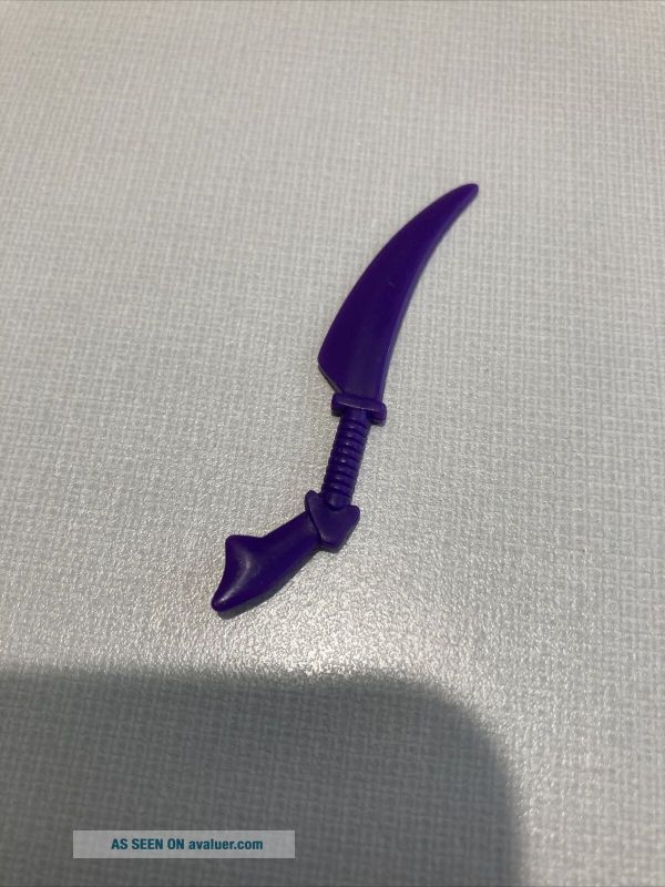 BATTLE BEASTS Zealot Zebra Series 3 69 Weapon Only | #40502738