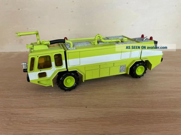 Conrad 1:50 Emergency One Airport Fire Truck | #40664188