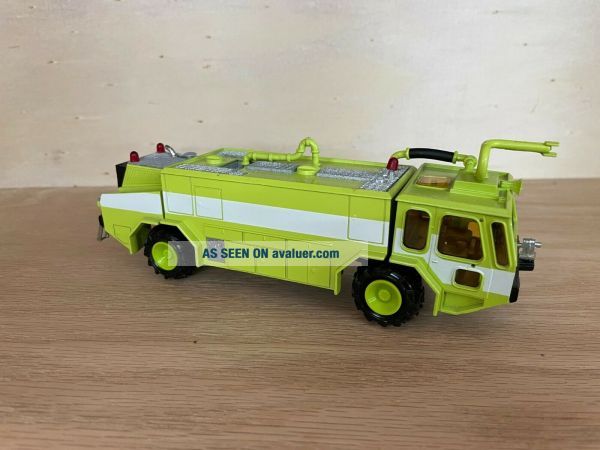 Conrad 1:50 Emergency One Airport Fire Truck | #40664188