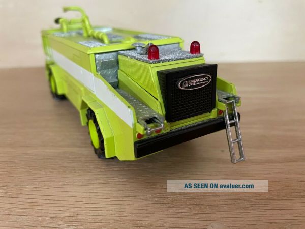 Conrad 1:50 Emergency One Airport Fire Truck | #40664188