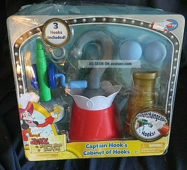 Disney Jake And The Neverland Pirates Captain Hook ' S Cabinet Of Hooks ...