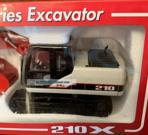 Link - Belt 210 X2 Series Excavator 1/40 Scale Model W/Box -, Cond ...