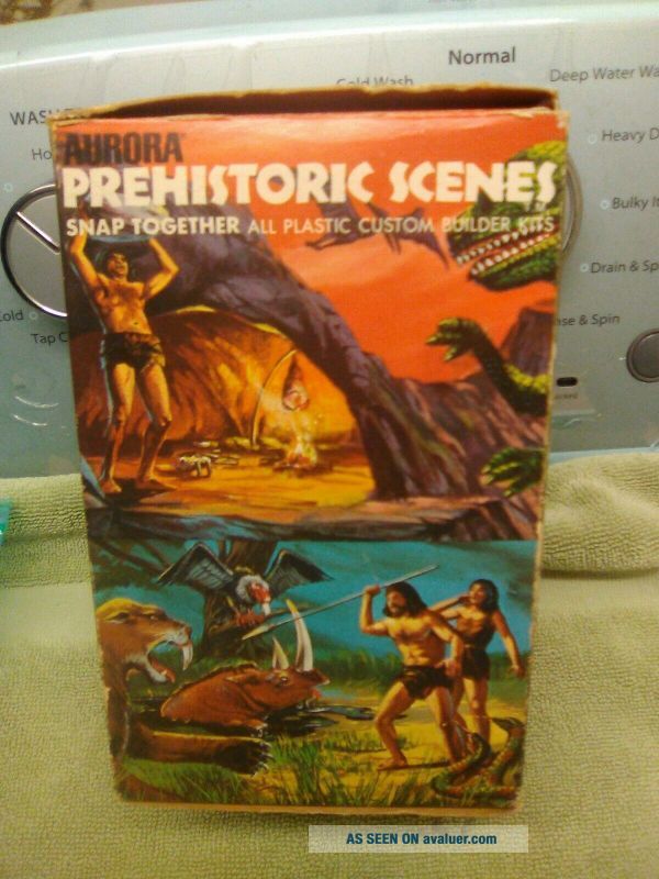 Vintage 1971 Aurora Prehistoric Scenes Saber Tooth Tiger Model Kit ...
