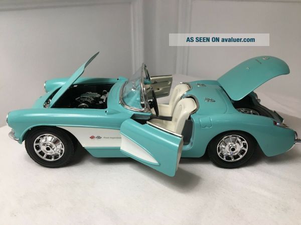 BURAGO 1/18 CHEVROLET CORVETTE 1957 TURQUOISE Die Cast Made In Italy No ...