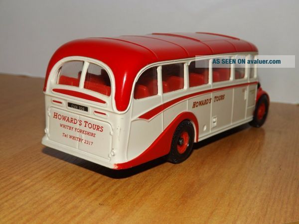 CORGI CLASSICS 1/50 SCALE BEDFORD OB COACH - HOWARDS TOURS OF WHITBY ...