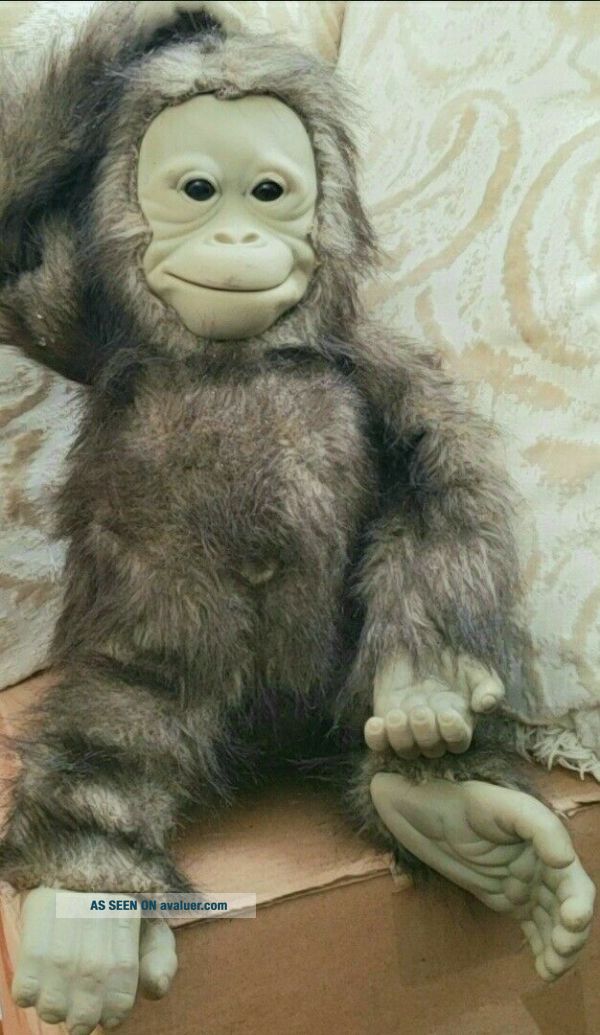 KOBI OKI Monkey Chimp Animated Real Look Giggles 2001 AA Battery ...
