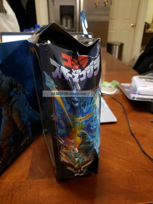 Neca Godzilla Vs Space Godzilla Action Figure 12 " Collectors Box ...