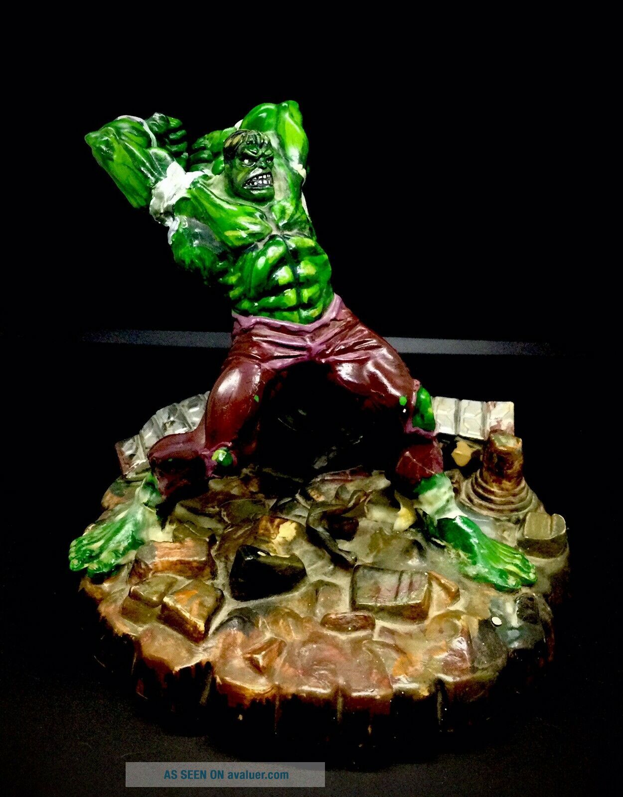 VERY RARE HTF VTG 1996 THE INCREDIBLE HULK TOY BIZ MODEL BUILT AND PRO ...