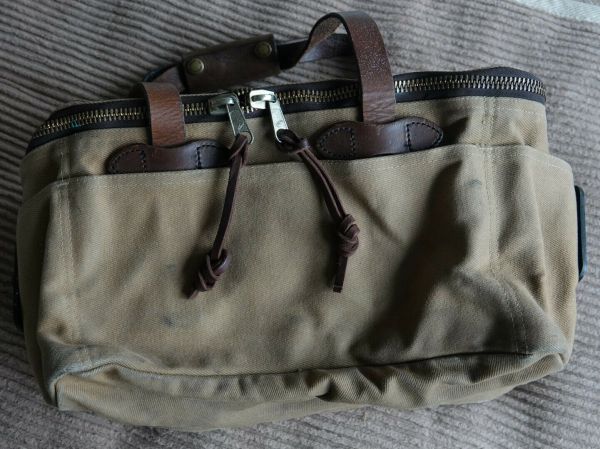 Filson Vintage Sportsman Bag With Leather Shoulder Strap Talon Zipper ...