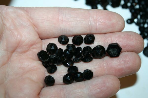 Victorian Whitby Jet 150 Yr Old Bead Made Of 181 Million Yr Fossil Wood ...