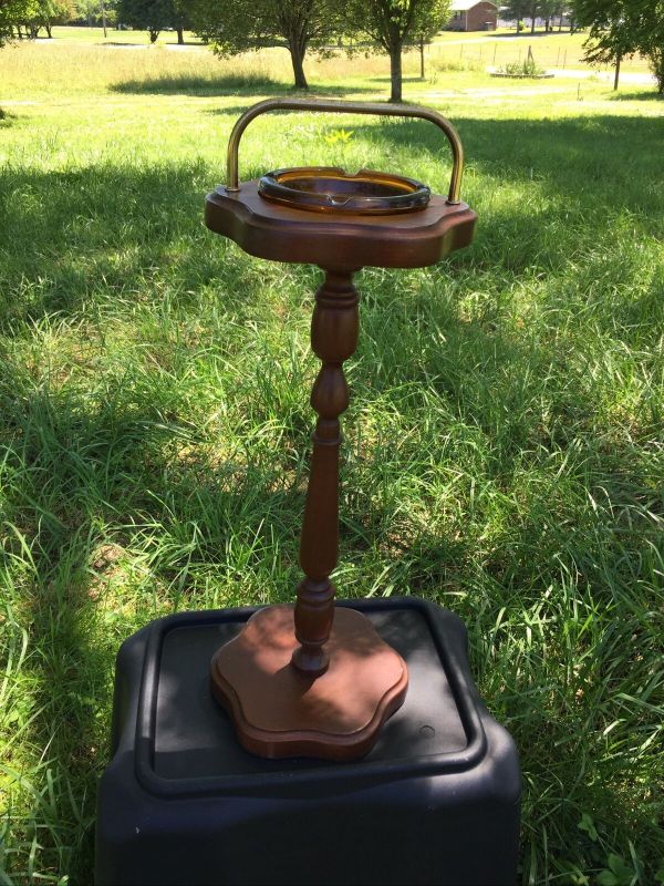 Vintage Wood Stand Up Ashtray With Amber Glass Insert Ashtray Thick ...