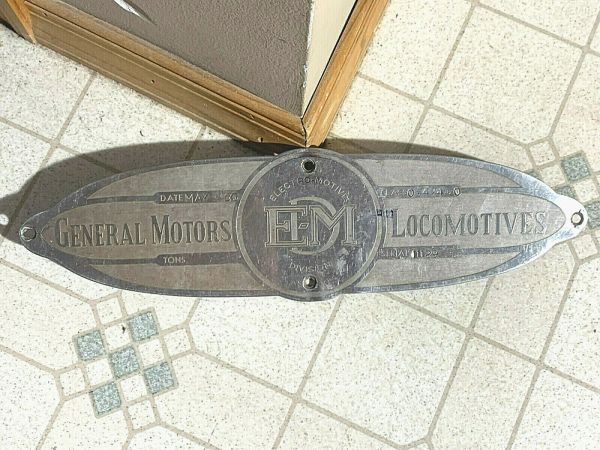 VINTAGE GENERAL MOTORS LOCOMOTIVES DIVISION SIGN PLAQUE 1950 TRAIN ...