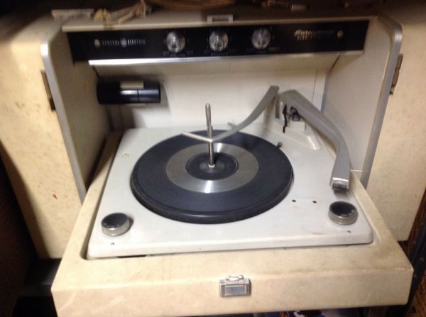 Vintage 1960s General Electric Stereophonic High Fidelity Record Player ...