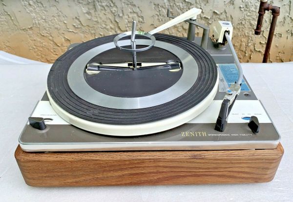 Vintage Zenith Stereophonic Turntable Phonograph Record Changer Player ...