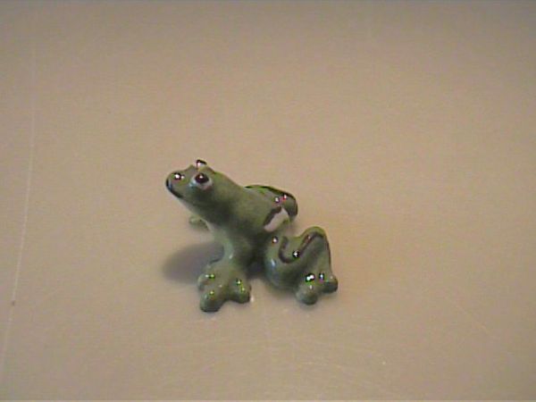 VINTAGE 1954 HAGEN RENAKER MINIATURE BABY TREE FROG | #52528196