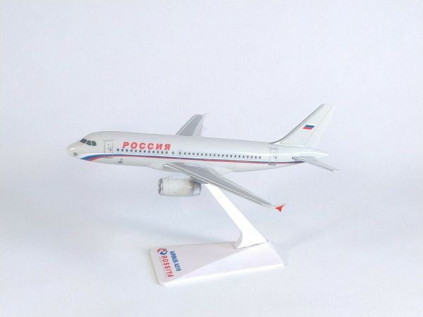 ROSSIYA RUSSIAN AIRLINES Airbus A319 Aircraft Model 1:200 Scale Premier ...