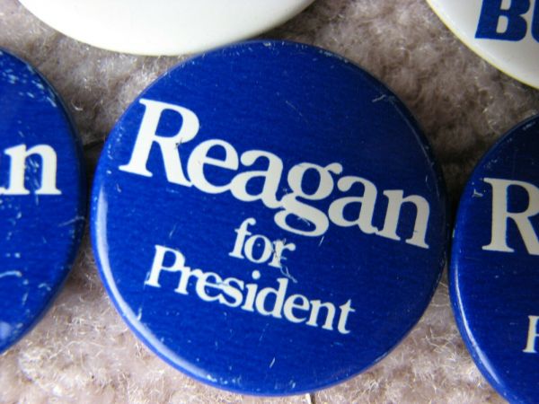 8 1980/84 RONALD REAGAN BUSH FOR PRESIDENT Campaign Pin Button ...