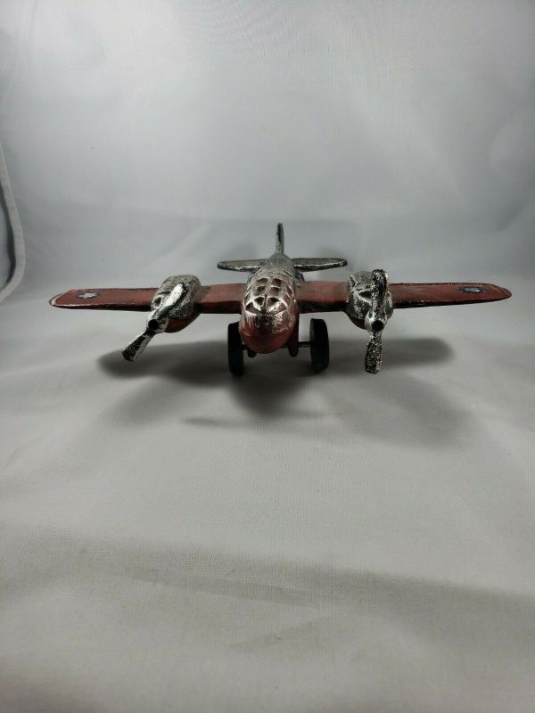 Vintage Cast Iron WW2 Bomber Airplane Twin Prop Spinning Wheels And ...