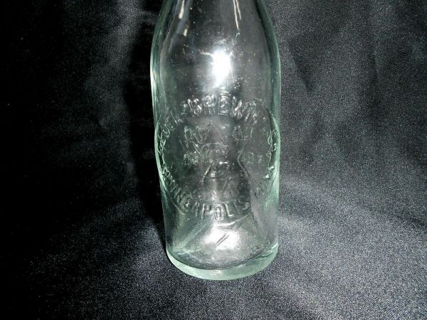 Vintage Gluek Brewing Co. Embossed Shorty Beer Bottle With Cap And Wire ...