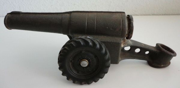 Vintage Big Bang Cast Iron Conestoga Carbide Cannon 2B | #53336094