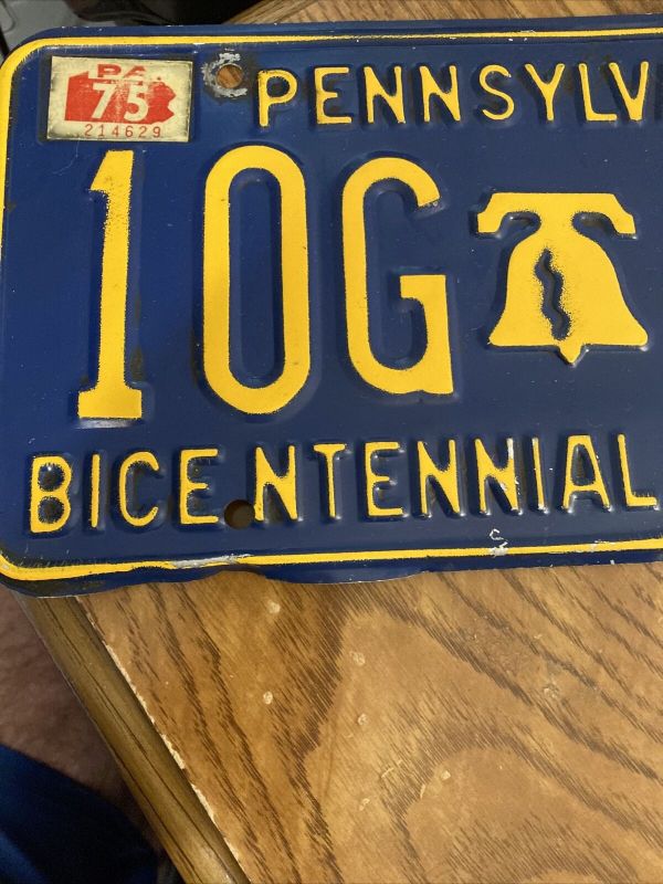 1976 Pennsylvania US Bicentennial License Plate. 1975 & 1976 Stickers ...