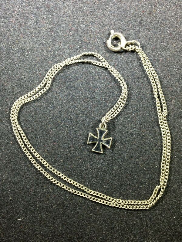 WW1 / WWI Imperial German Army Military Iron Cross Childs Necklace ...
