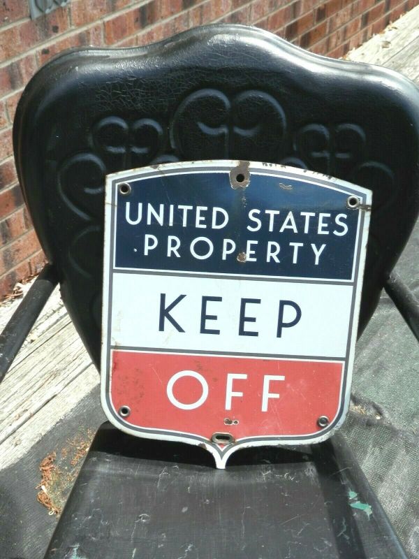 11x11 Plastic Signs Pack SmartSign: Private Property Signs No Trespassing