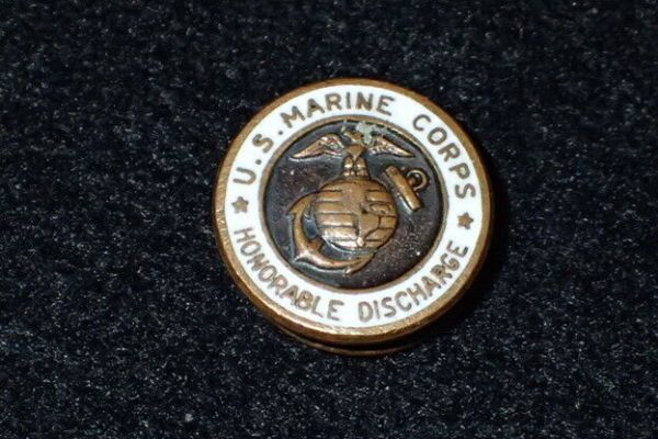 WW2 USMC Marine Corps Honorable Discharge Lapel Pin Button Back Good ...