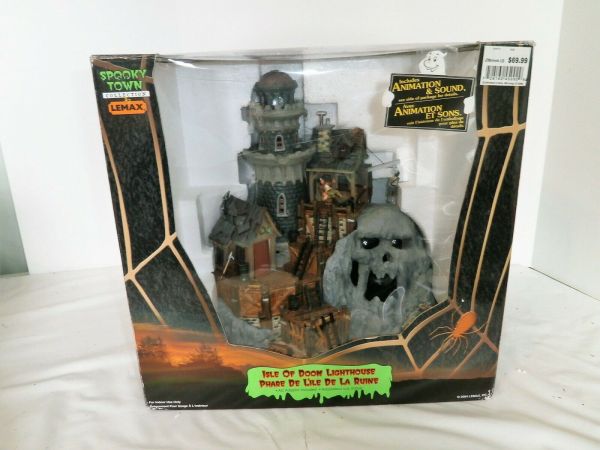 Lemax Spooky Town Isle Of Doom Lighthouse Lighted & Animated Halloween ...