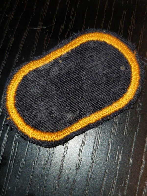 WWII To 1960s US Army 327th Airborne Infantry Regiment Oval Patch ...