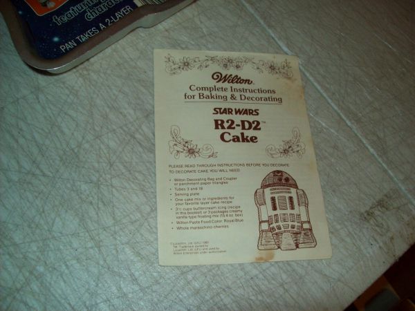 Vintage 1980 Wilton Star Wars Cake Pan Set R2 - D2 With All Accessories ...