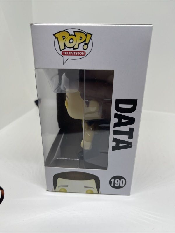 Funko Pop Television Data 190 Star Trek The Next Generation Vaulted ...